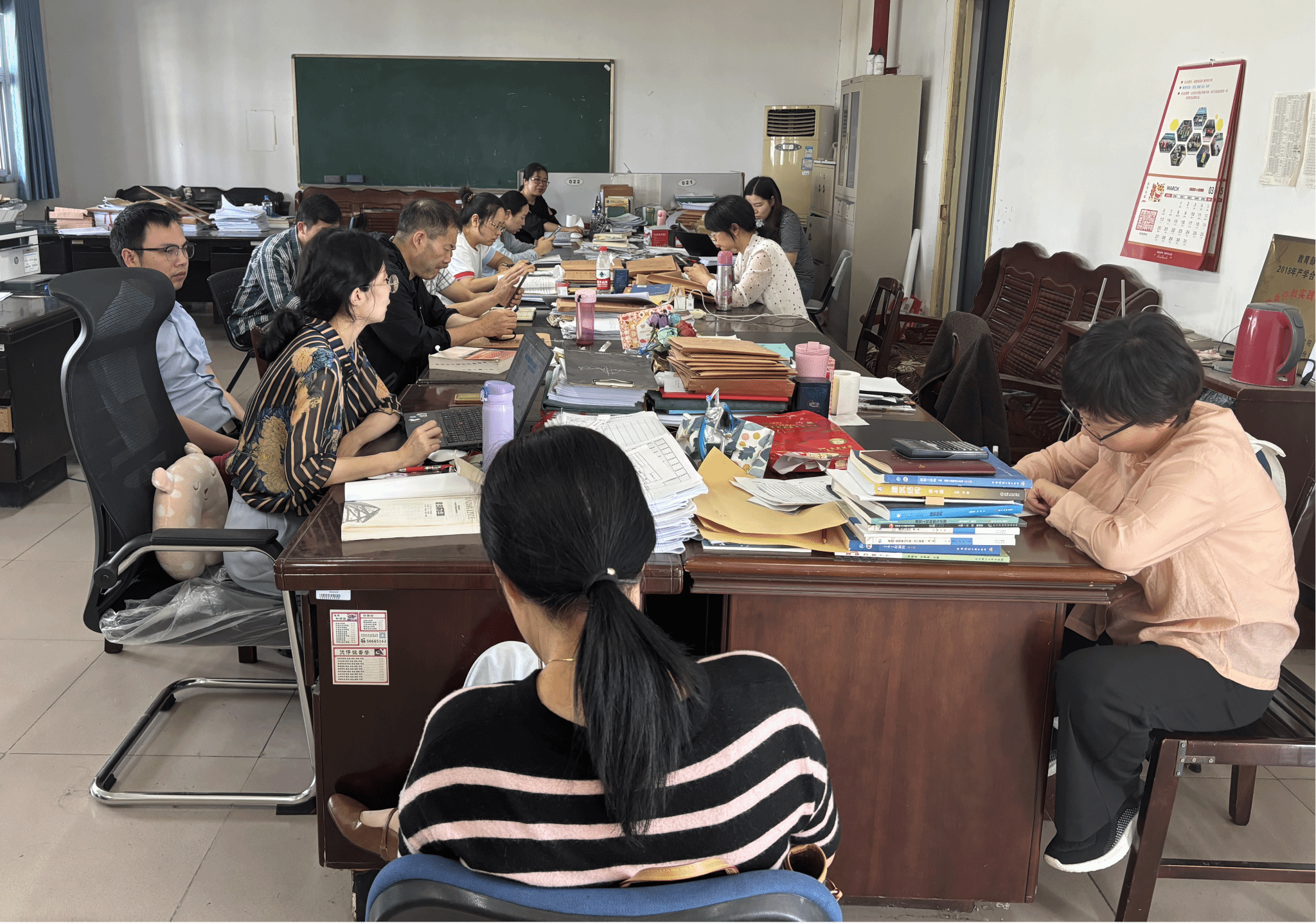 土木工程系迈向智能教育新时代 2024版人才培养方案与AI课程设置的深度研讨 武昌理工学院智能建造学院